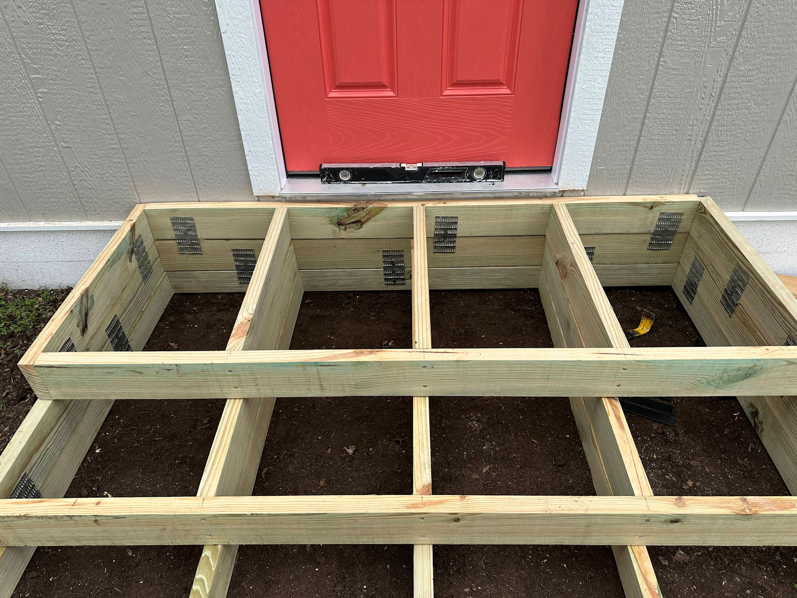 Building The Steps To My Workshop - Part 1 - Addicted 2 Decorating®