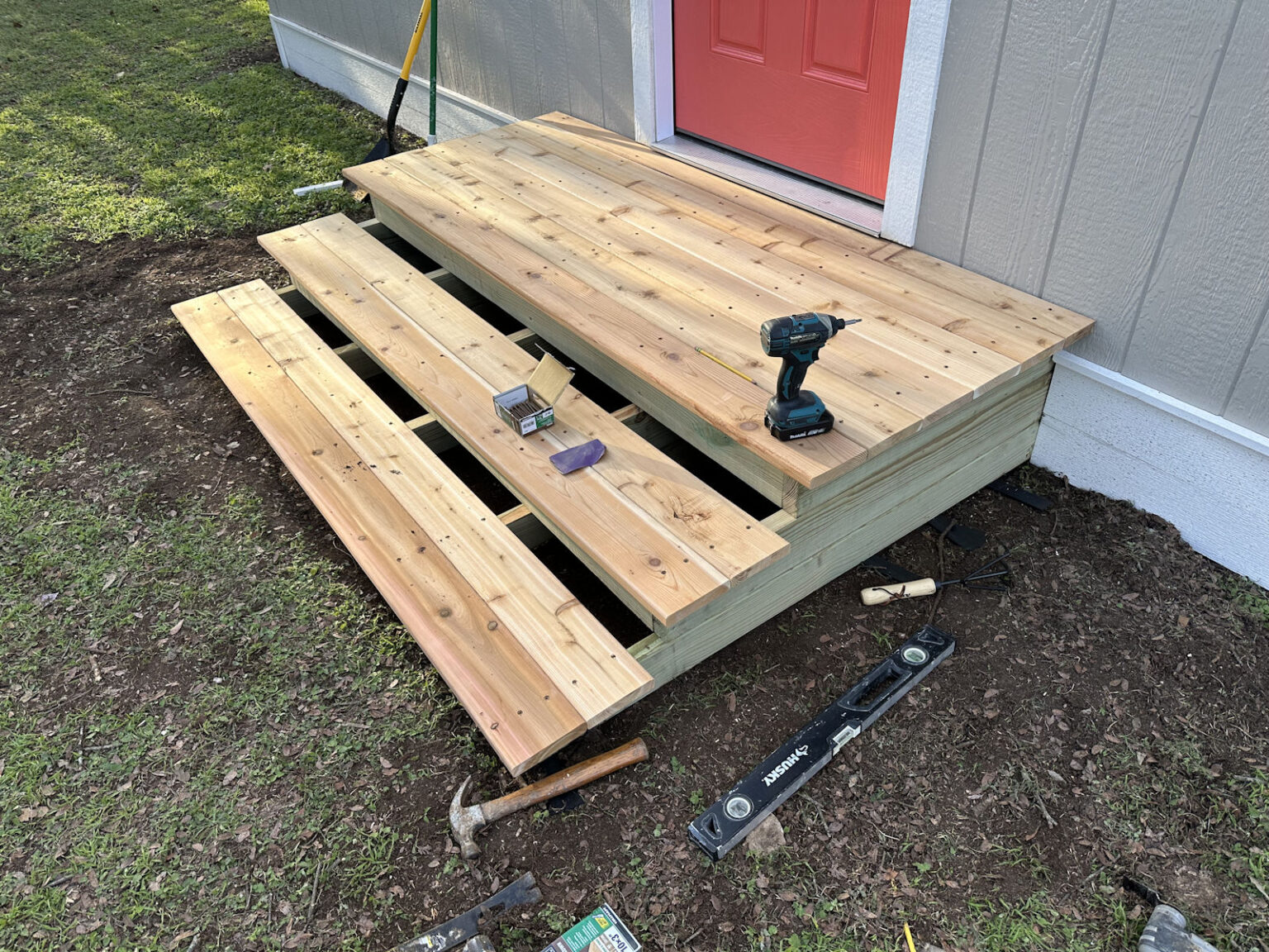 Building The Steps To My Workshop - Part 1 - Addicted 2 Decorating®