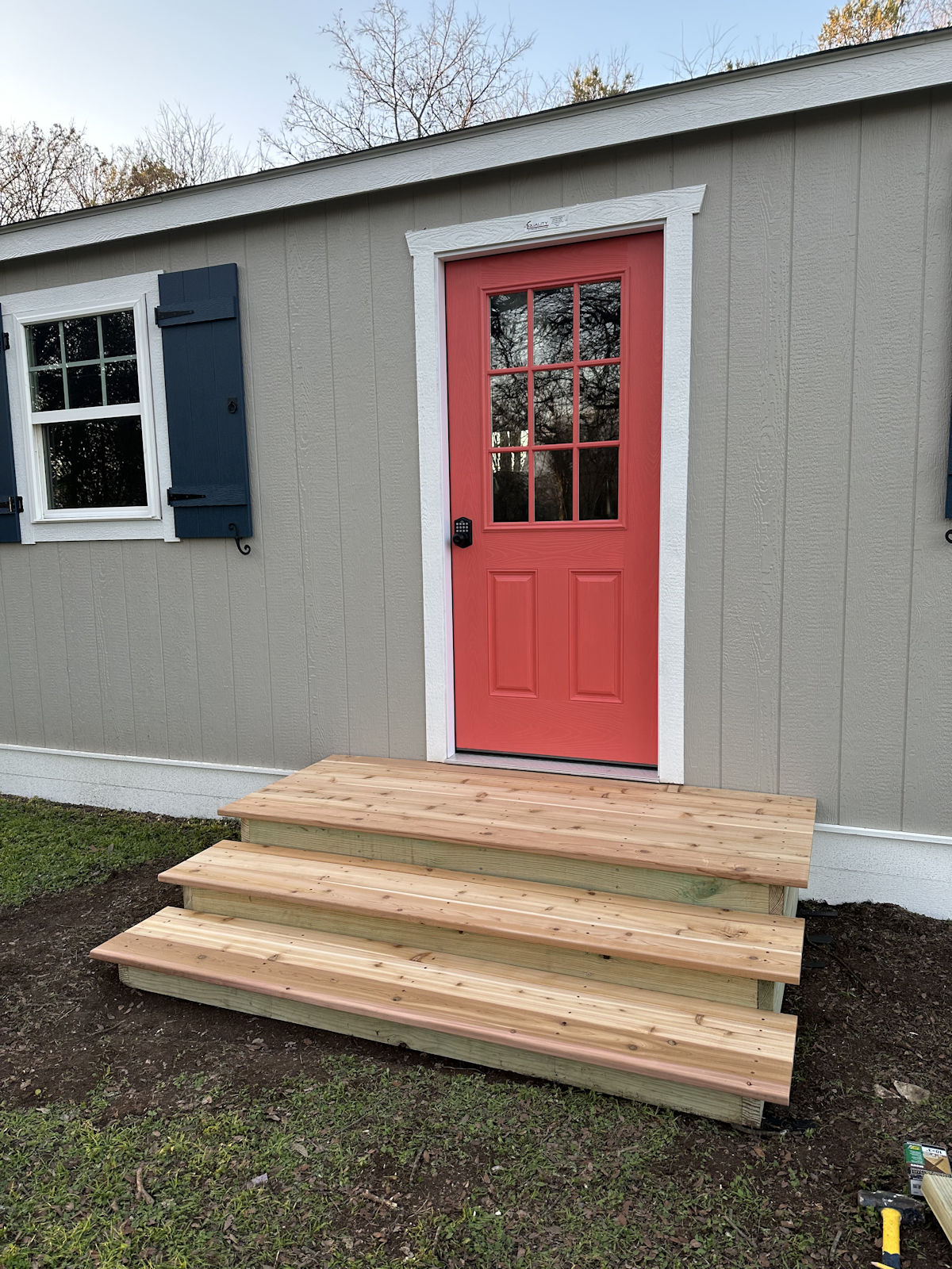 Building The Steps To My Workshop - Part 1 - Addicted 2 Decorating®