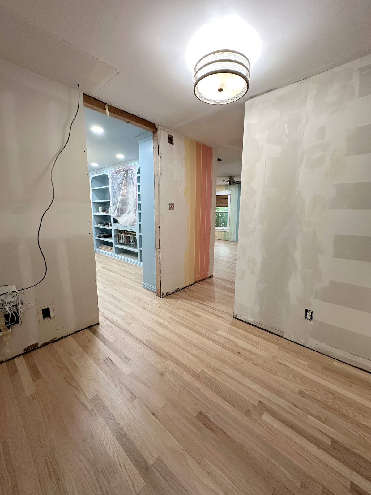 Red Oak Floors With Bona Natural Seal & Bona Traffic HD - DeclutterStore