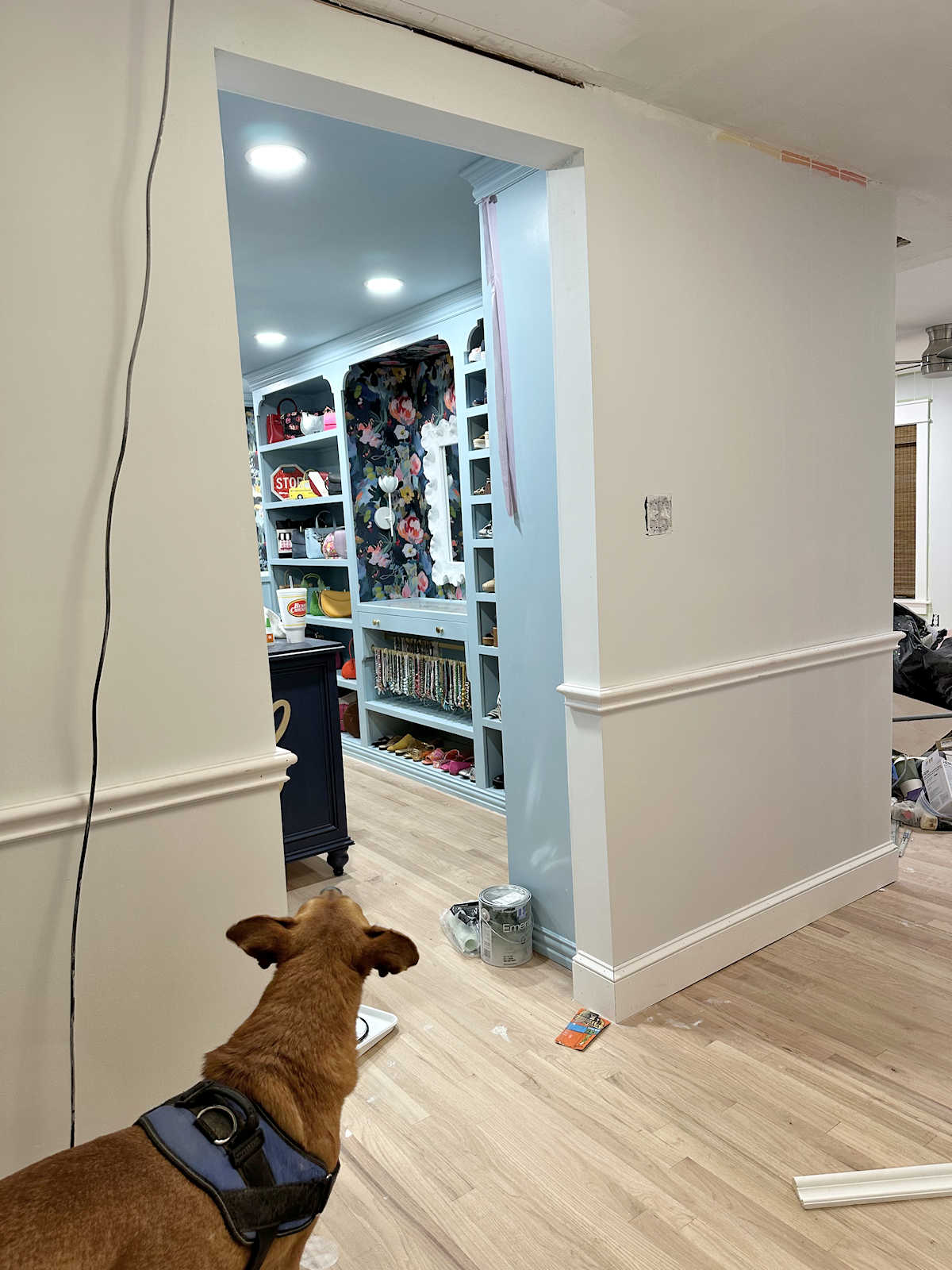 Adding Trim To The Bedroom Foyer Walls - Addicted 2 Decorating®
