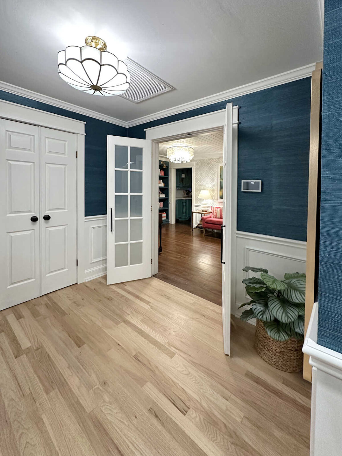 Photo Tour Of Our Whole Master Bedroom Suite (Foyer, Walk-In Closet ...