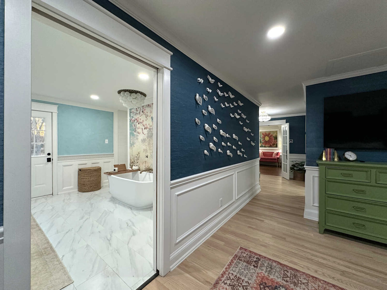 Photo Tour Of Our Whole Master Bedroom Suite (Foyer, Walk-In Closet ...
